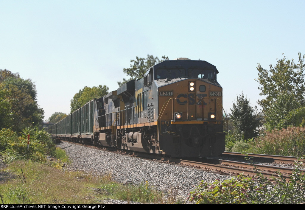 CSX train Q702 at Rossville, MD